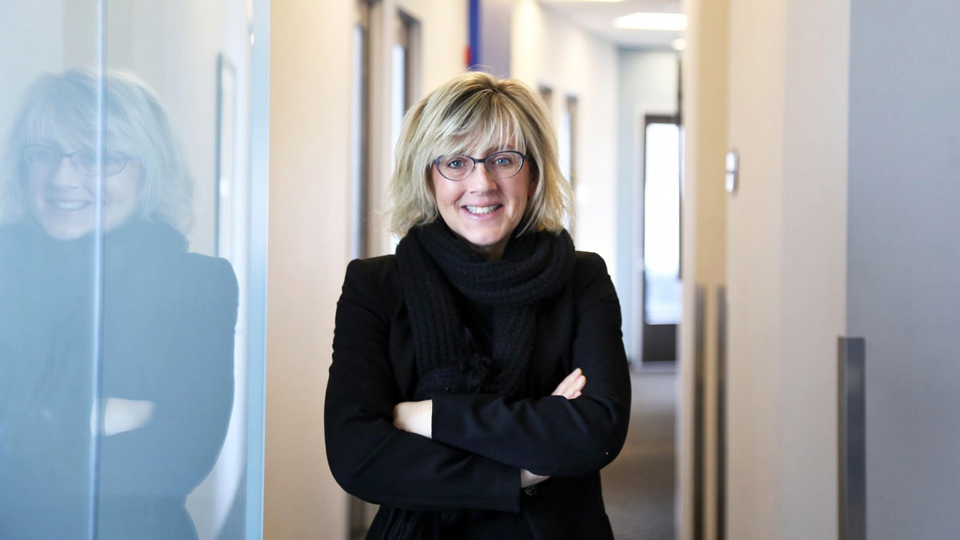 Dot Calm: 360/VR Relaxation | SkyBox | Mettle